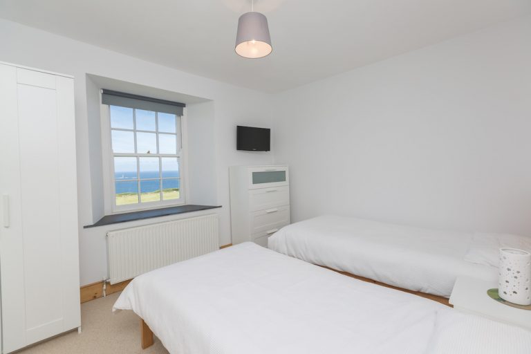 No1 Trinity-twin - Holiday Cottages Cornwall